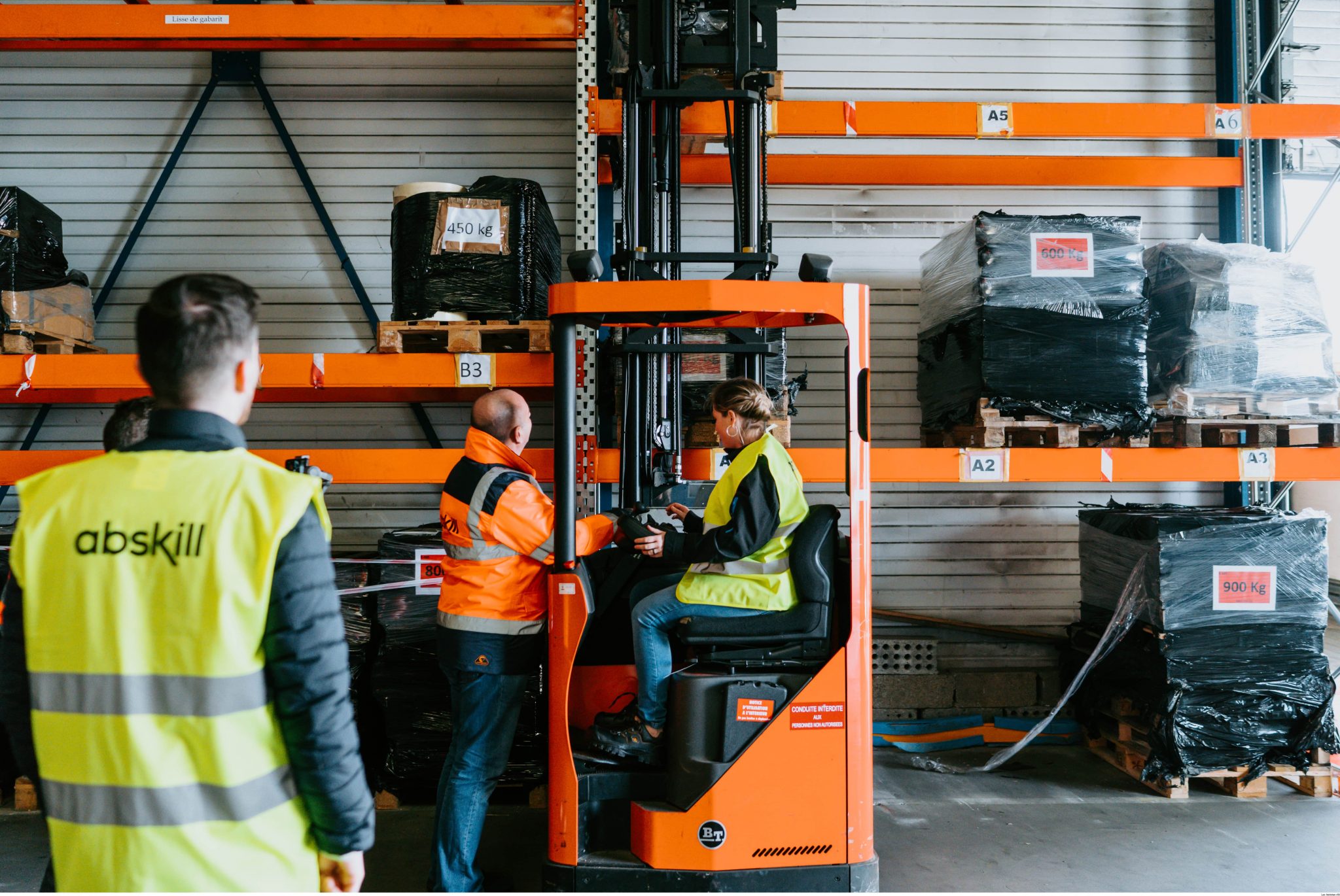 Formation professionnelle en levage et manutention : Les CACES incontournables | ABSKILL